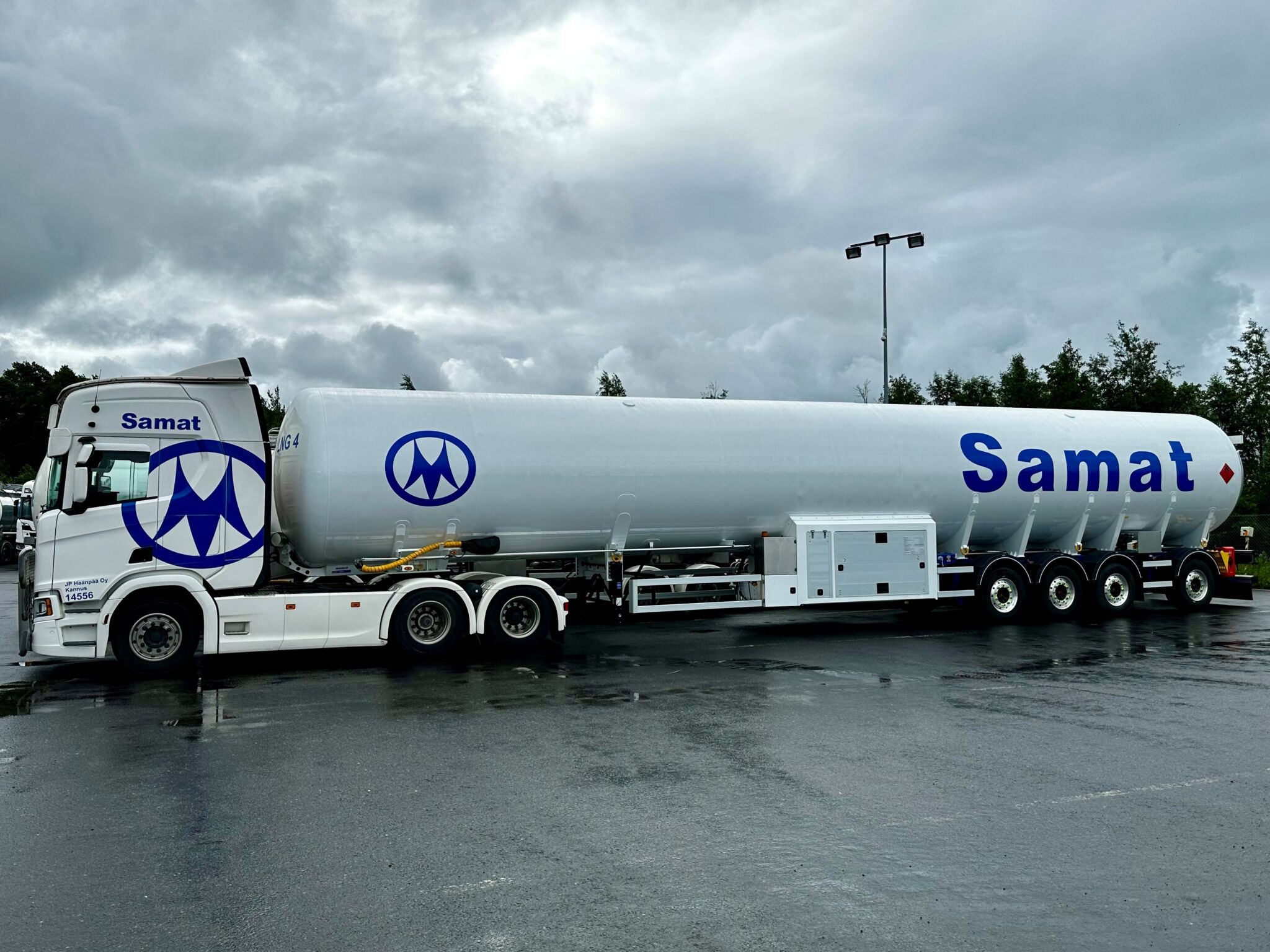 Europe's largest LNG semi-trailer for Samat Nordic BU East - Samat