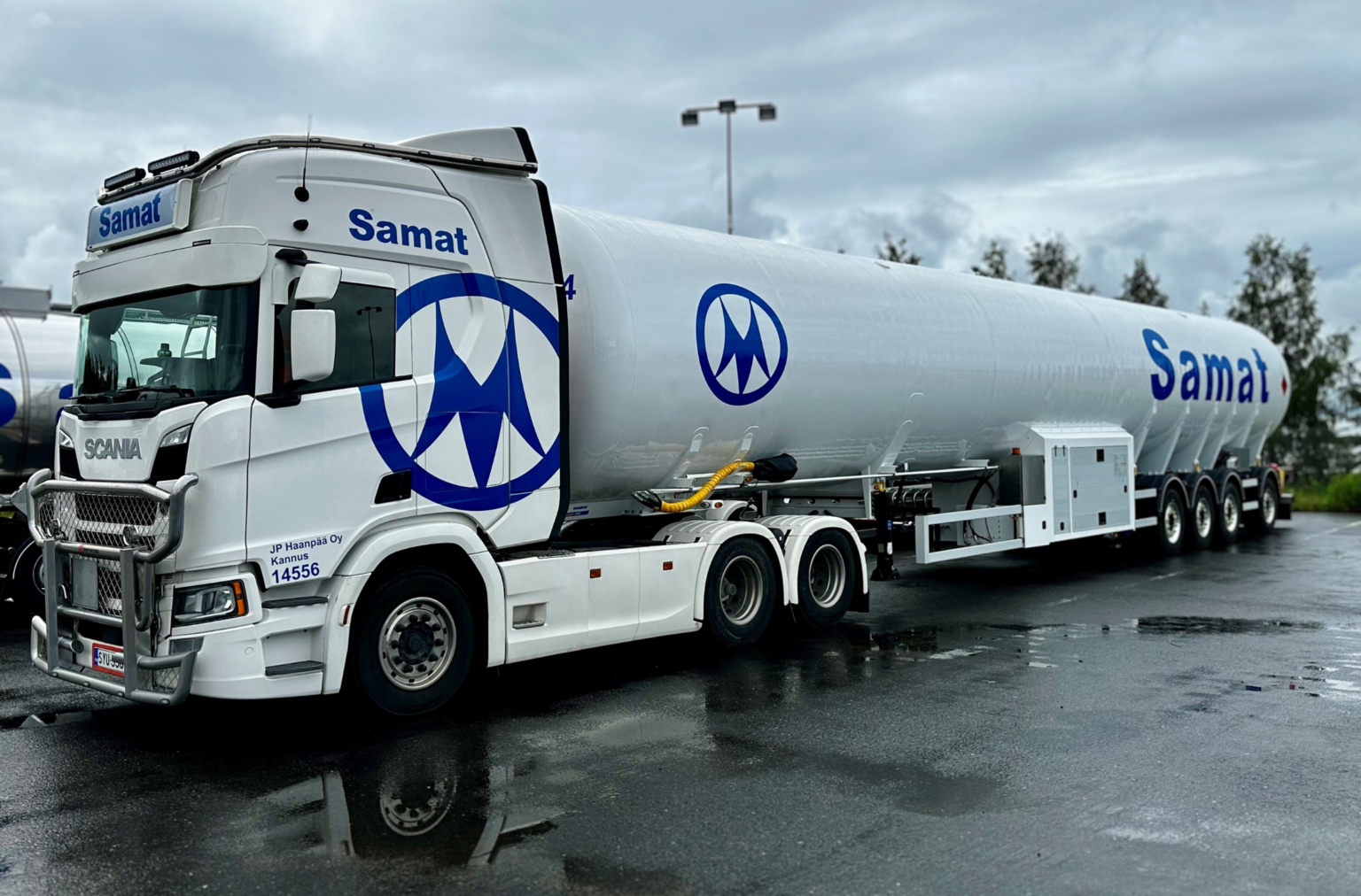 More than a carrier, an expert : SAMAT!